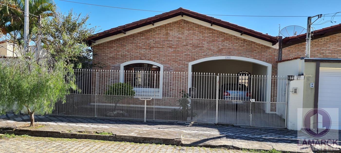 Casa para Venda, Lorena / SP, bairro Nova Lorena, 3 dormitórios, sendo ...
